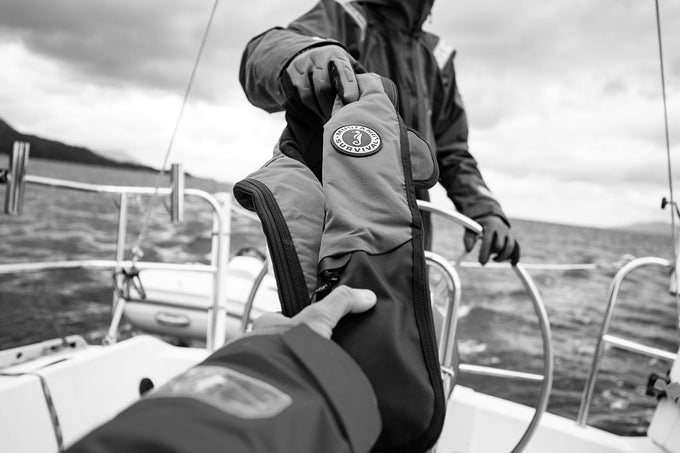 How To Choose A PFD – Mustang Survival UK